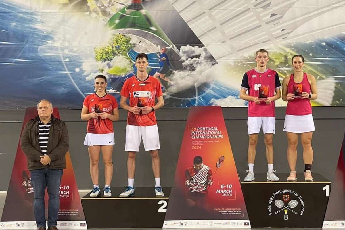 Badminton: Joakim Oldorff e Devika Sihag vencem Internacionais de ...