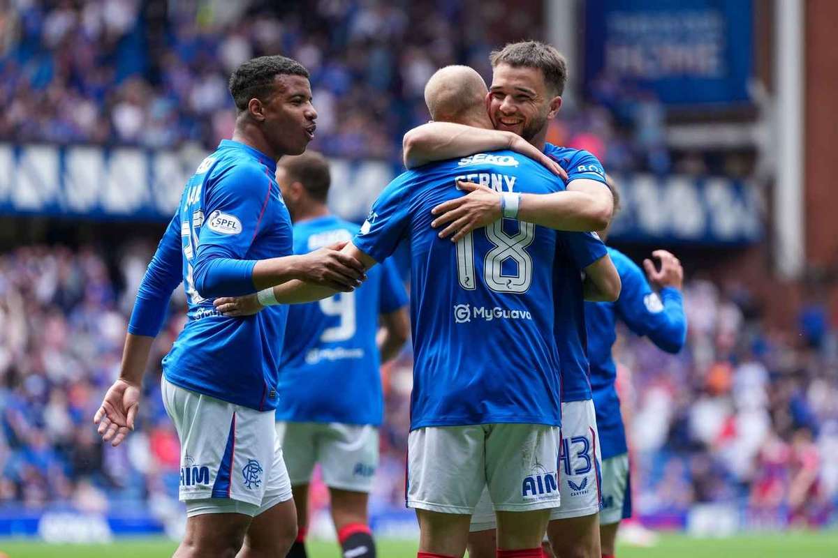 Rangers hit four past Aberdeen to end five-match winless run at Ibrox ...