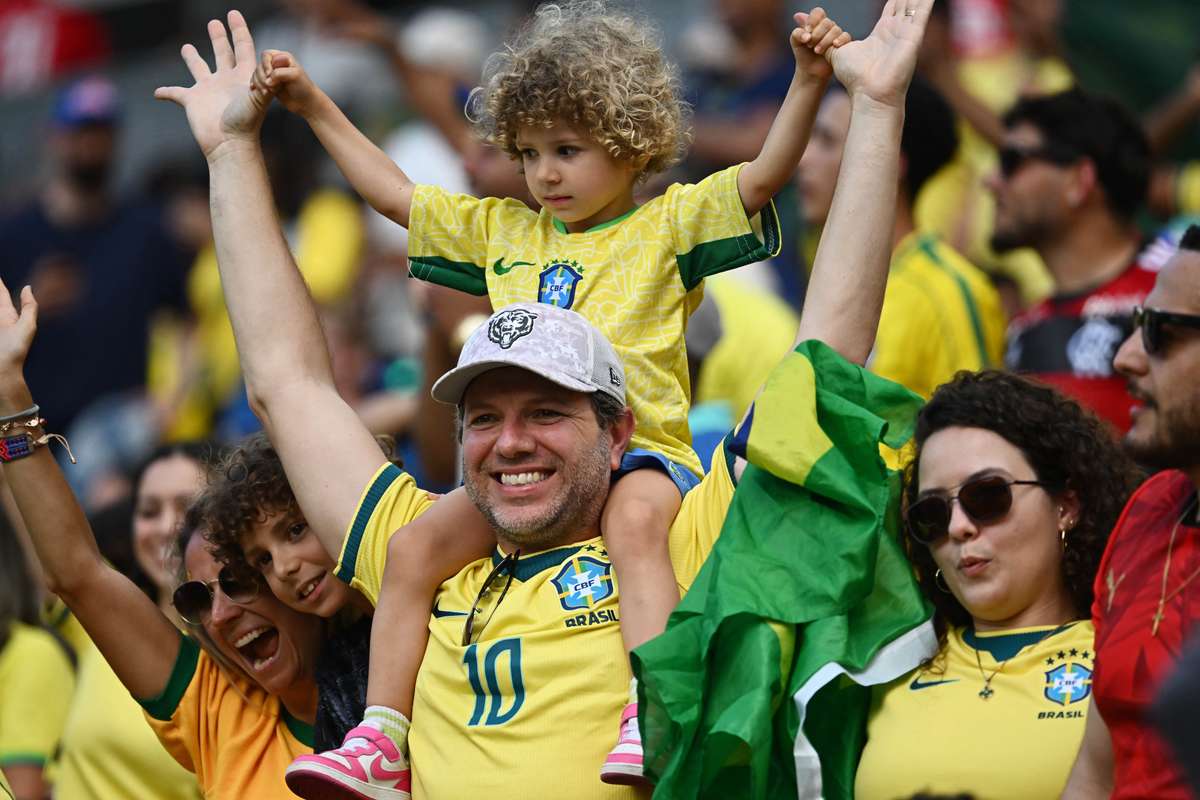 Prévia da Copa: Camisa da Seleção chega a R$ 569 em amistoso nos ...