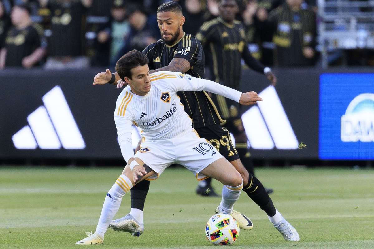 MLS | LA Galaxy caen derrotados ante LAFC en el primer derbi sin Vela | Flashscore.es