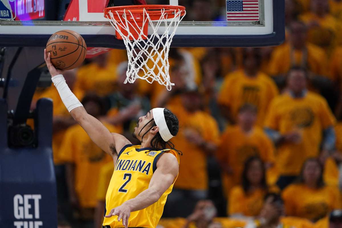 NBA roundup: Pacers pummel Knicks to stay alive in play-offs ...