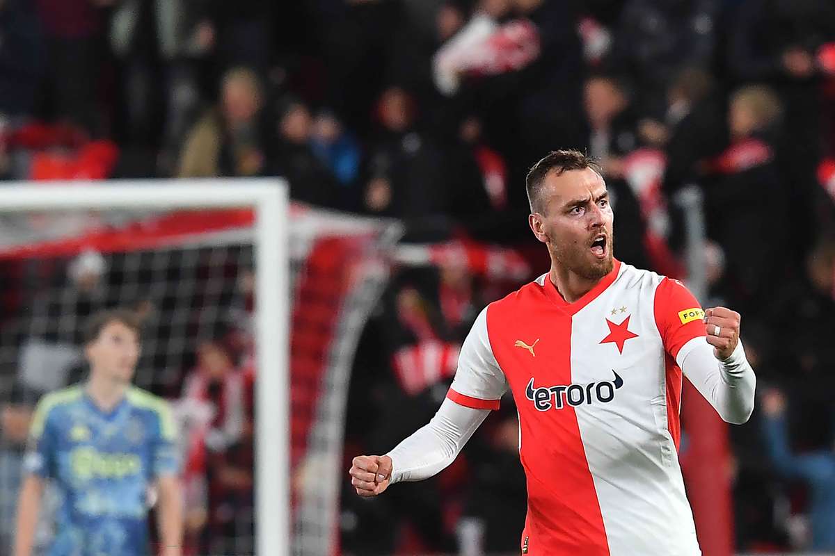 Slavia Prague come back to rescue Europa League draw against Ajax ...
