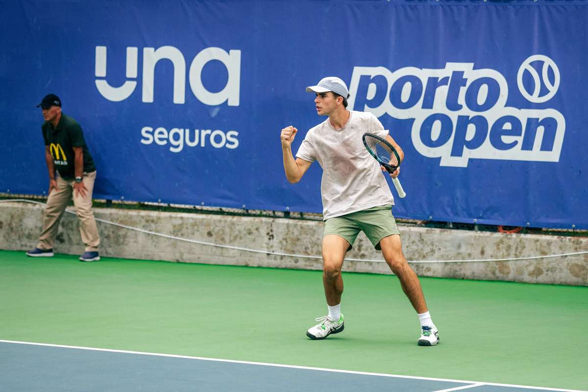 Jaime Faria estreia-se com vitória e acede à segunda ronda do Porto Open | Flashscore.pt