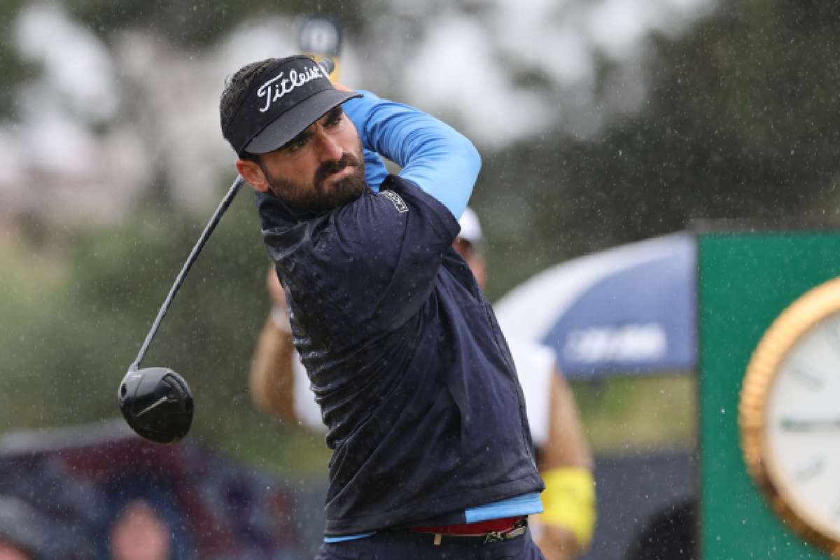 Rozner makes strong start to defence of Mauritius Open title ...