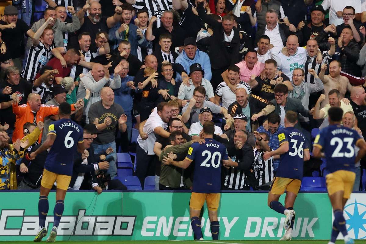 Newcastle and Leeds progress in League Cup | Flashscore.co.za