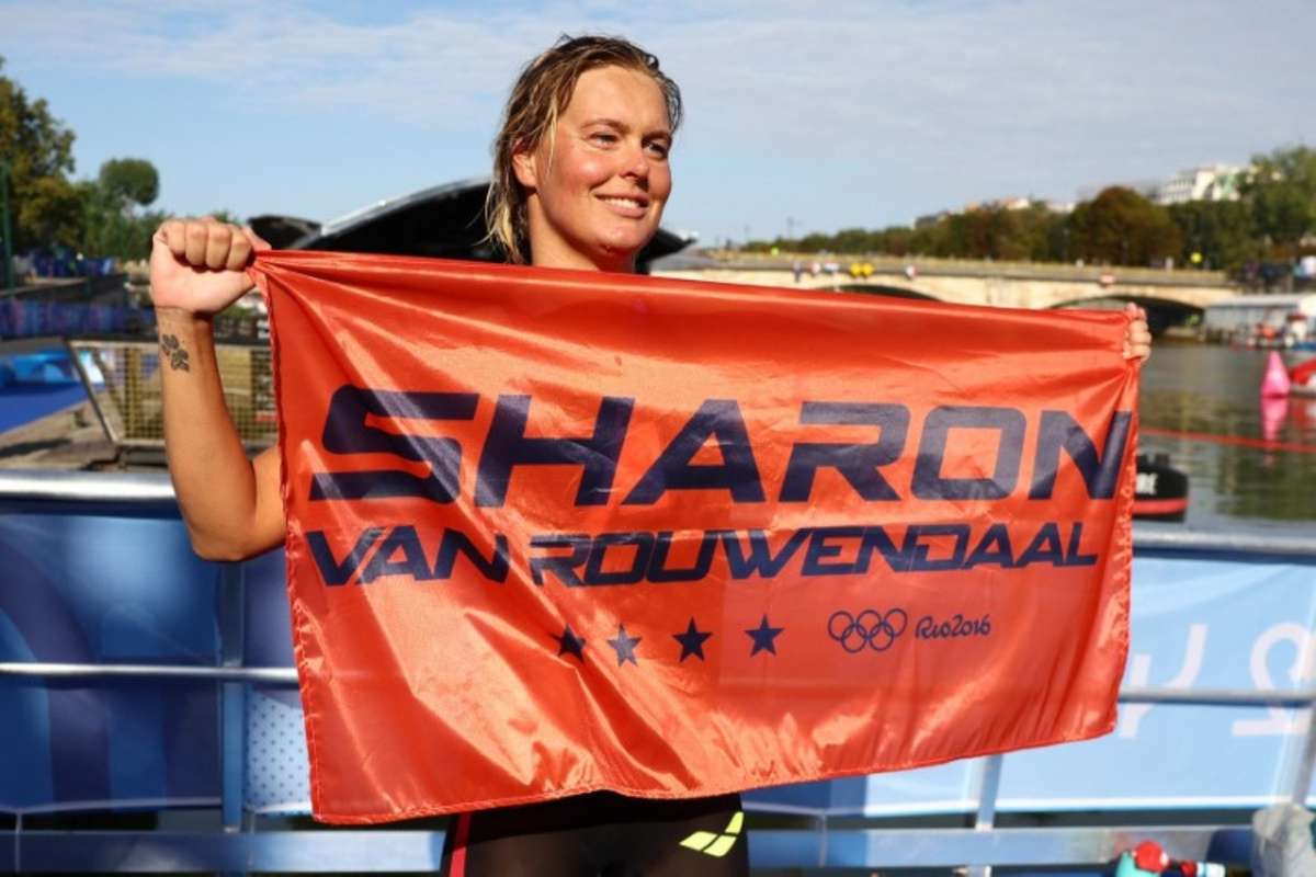 Dutch swimmer Van Rouwendaal wins marathon gold after slog through ...