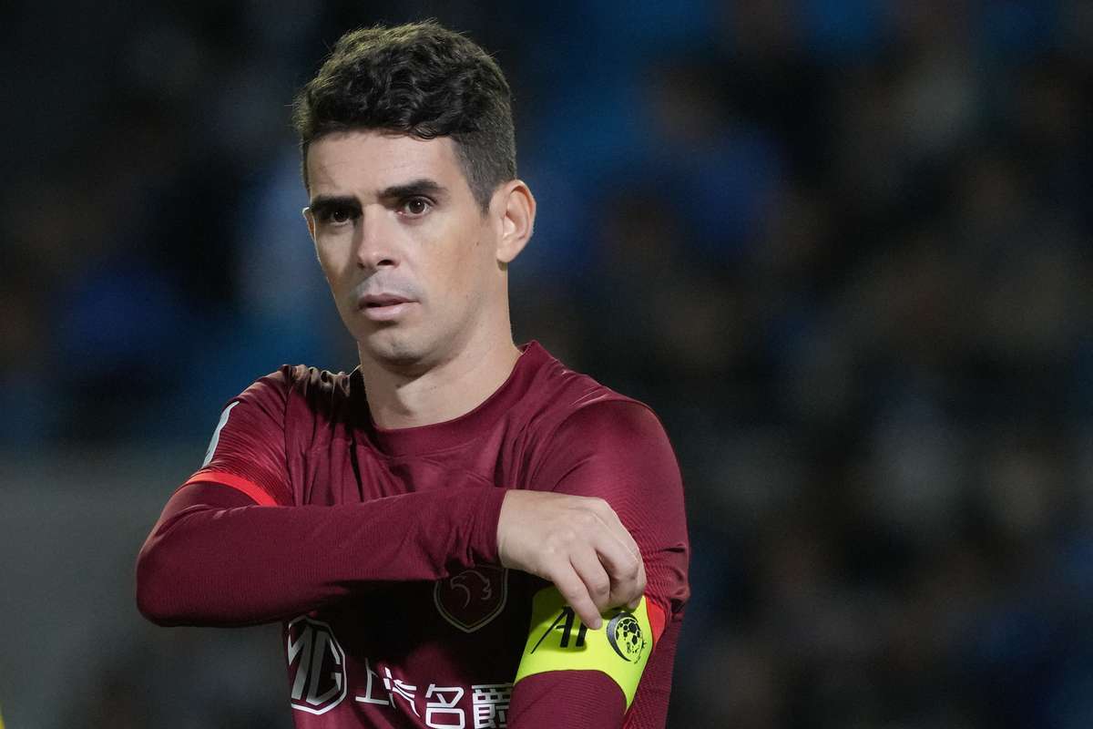 Former Chelsea midfielder Oscar returns to boyhood club Sao Paulo ...