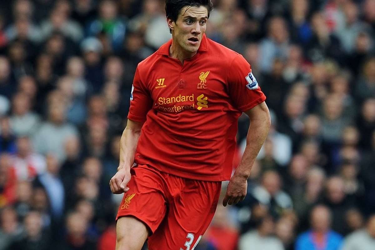 Ex-Liverpool, Palace defender Kelly confirms retirement ...