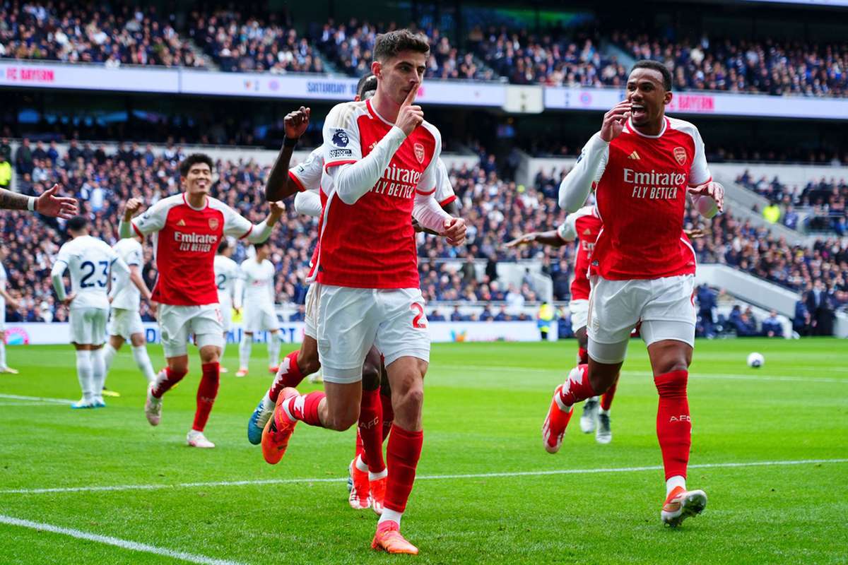 Arsenal survive fightback from Spurs to win thrilling North London derby | Flashscore.com