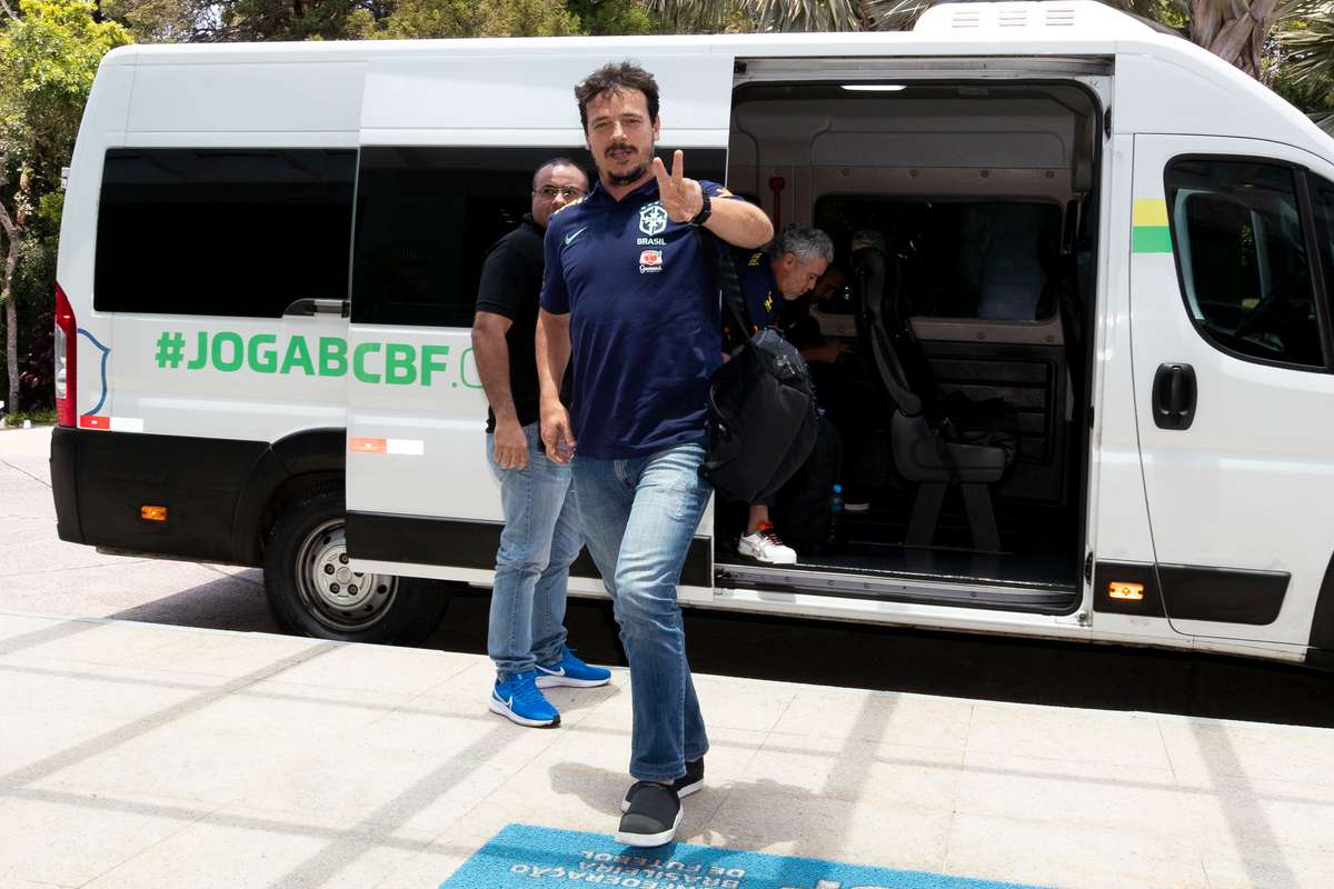Exclusivo: "Não dá para Diniz ficar com o Flu e a Seleção", afirma ...