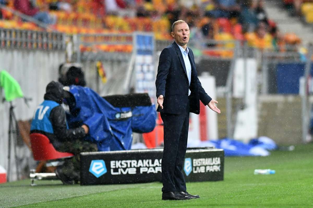 Mamrot pochwalił grę Rakowa w półfinale PP. "Byli od nas lepsi ...