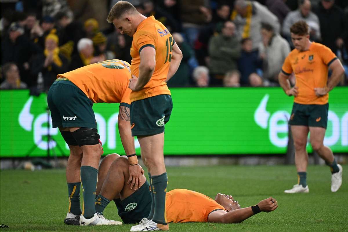 Wallabies' coach Rennie continues to be frustrated by Australia's ...