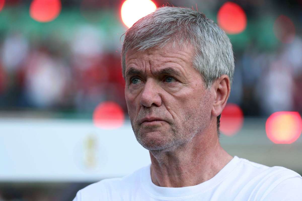 1. FC Köln steckt in der Krise: Kommt jetzt Friedhelm Funkel zurück ...