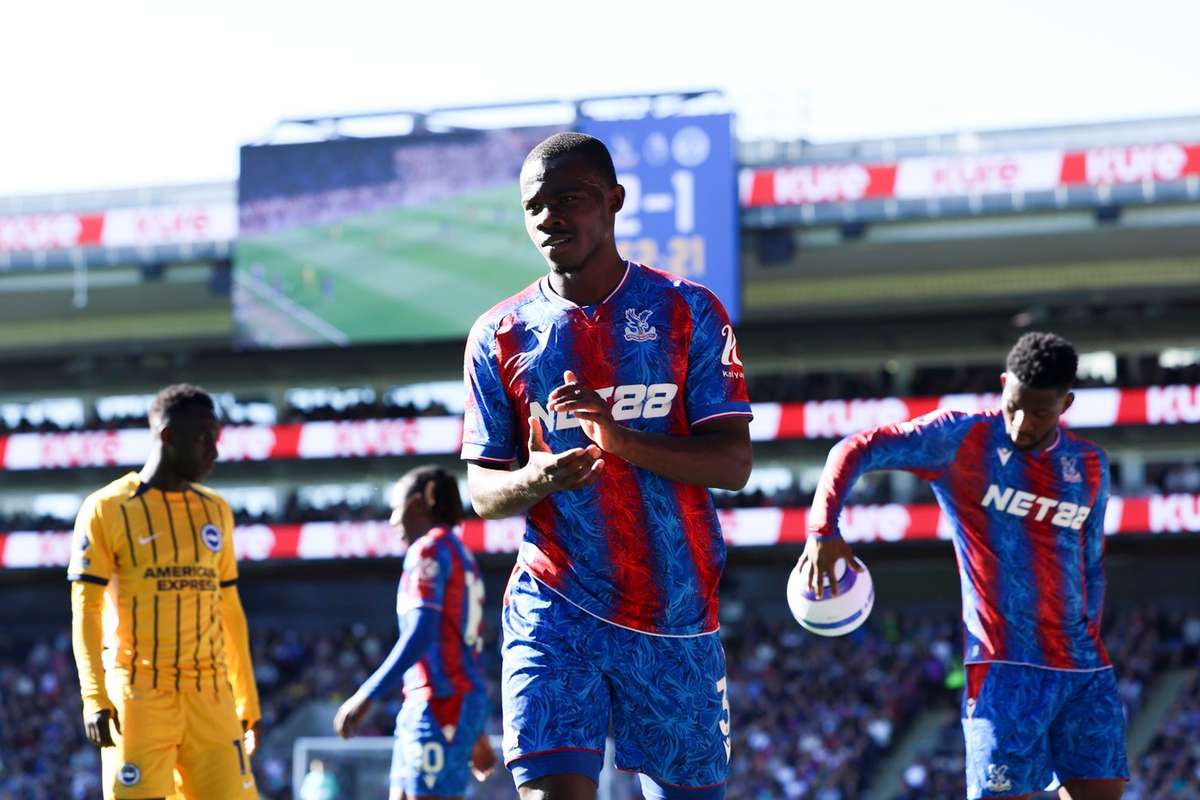 Palace fullback Mitchell interesting Tottenham - TribalFootball.com