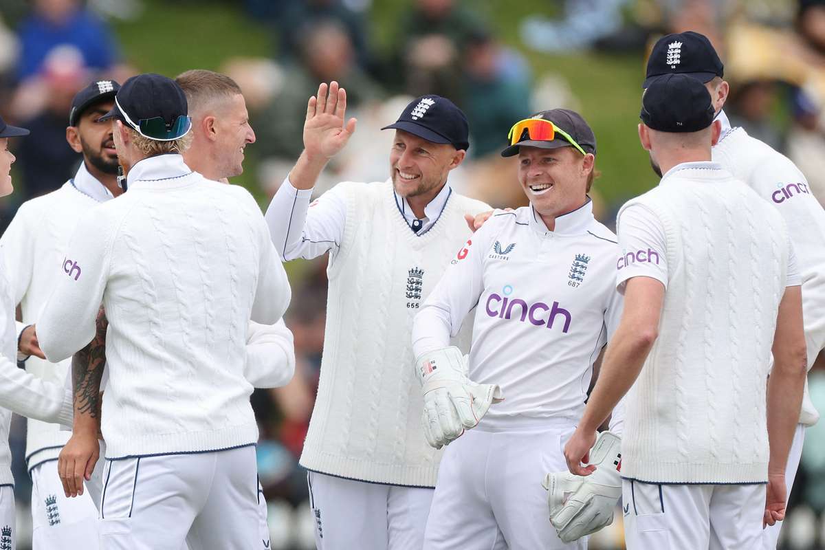 England hammer New Zealand in second Test to clinch series win ...