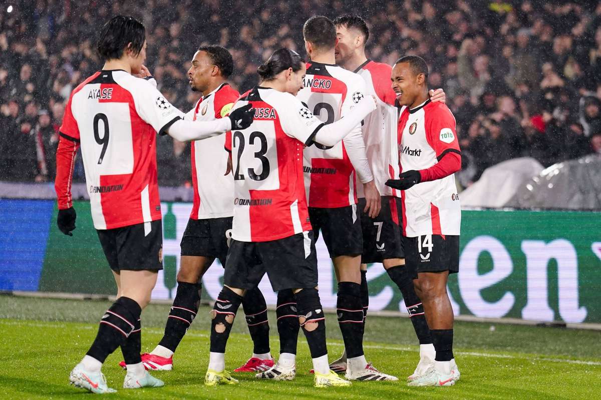 Maignan clanger hands Feyenoord Champions League advantage over Milan | Flashscore.co.uk