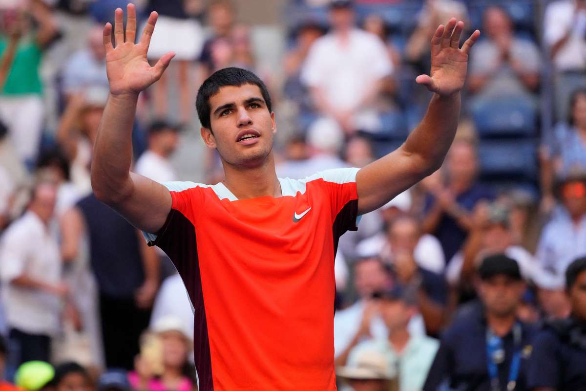 Carlos Alcaraz tames Coria to reach US Open third round | Flashscore.com