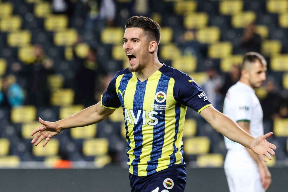 Brighton wrapping up deal for Fenerbahce defender Kadioglu | Flashscore ...