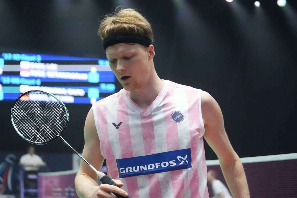 Superb Chinese World No.1 powers past helpless Antonsen into final of ...