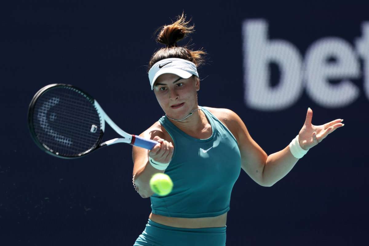 Andreescu suffers distressing injury blow at Miami Open | Flashscore.co.uk