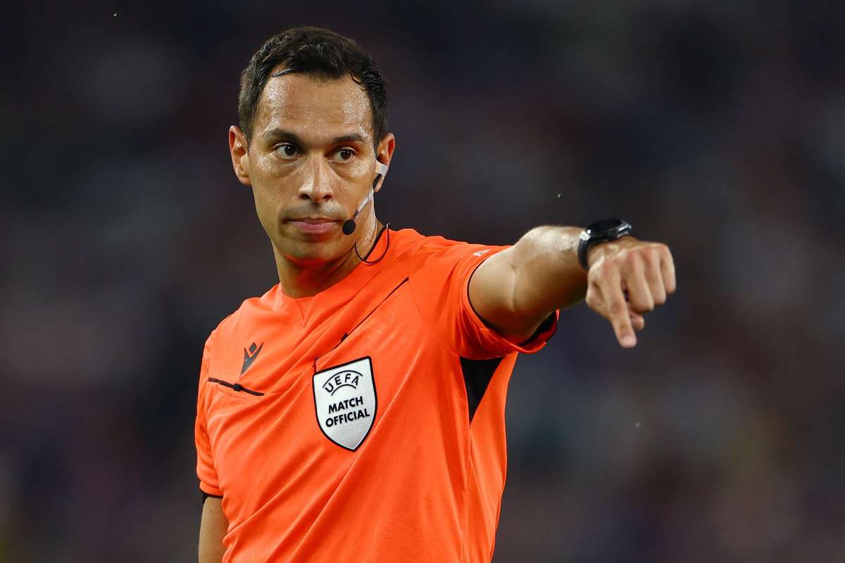 UEFA's head of referees backs no-penalty decision in Scotland Euro game ...