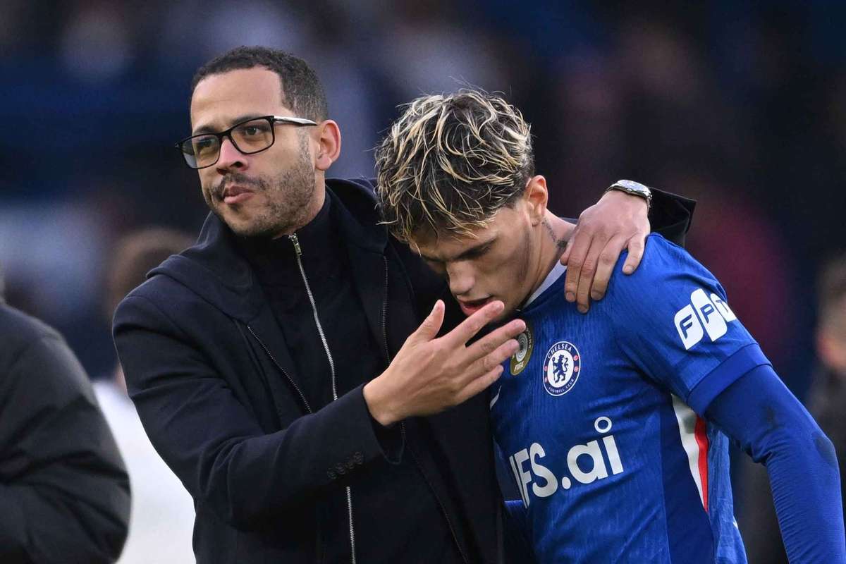 Palmer caught raging at Garnacho after zero goals since October for ...