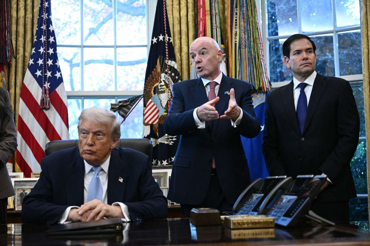 Donald Trump unveils fast-track US visas for World Cup ticket holders ...