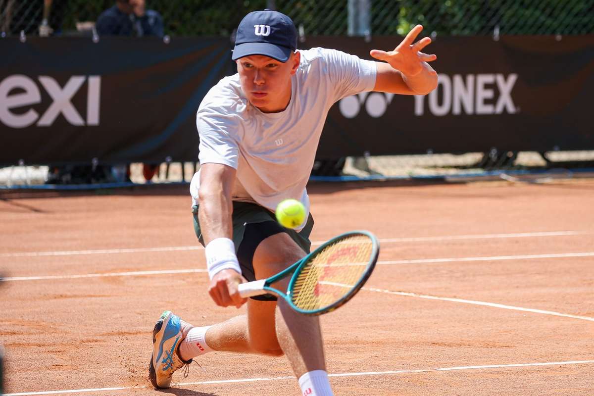 French Open: Finland's Oskari Paldanius and Poland's Alan Wazny win ...