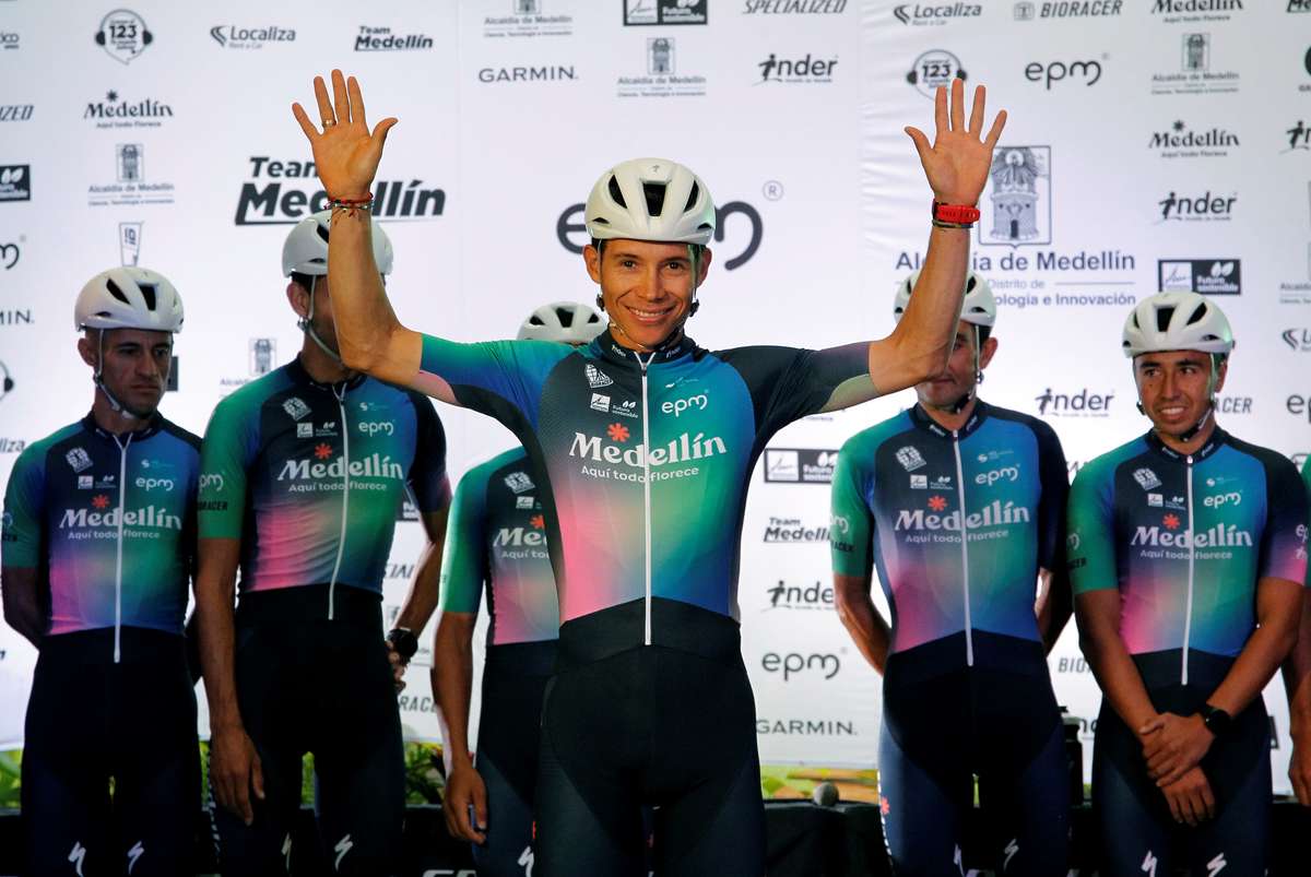 Bernal, 'Superman' López, Gaviria... los escarabajos invaden San Juan ...