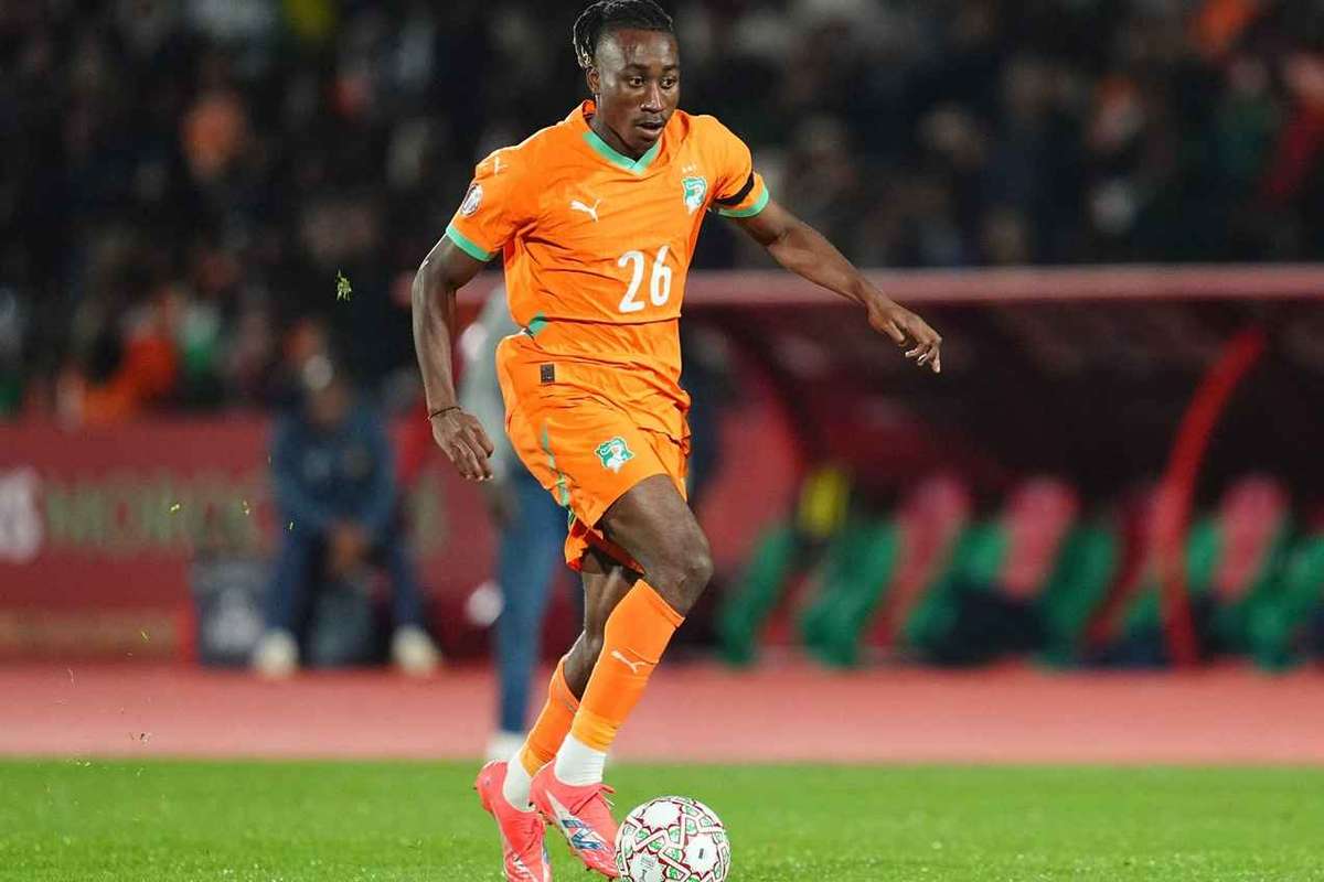 Mercato : Manchester United s'ajoute à la lutte pour Yan Diomande ...