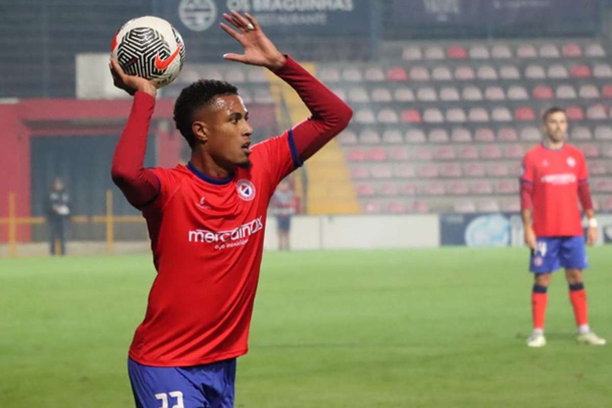 André Rosa e a época de estreia no Trofense: "Tem sido uma experiência ...