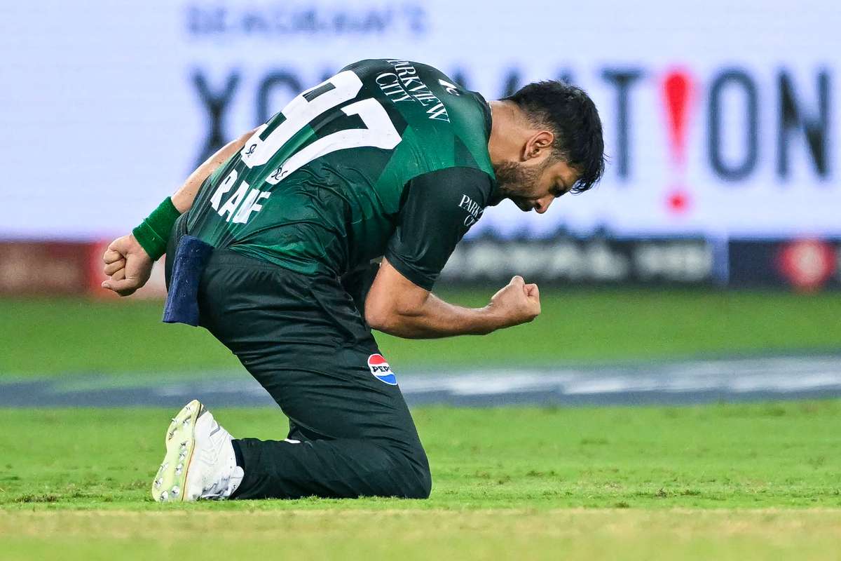 Pakistan edge Bangladesh to set up Asia Cup final with arch-rivals ...