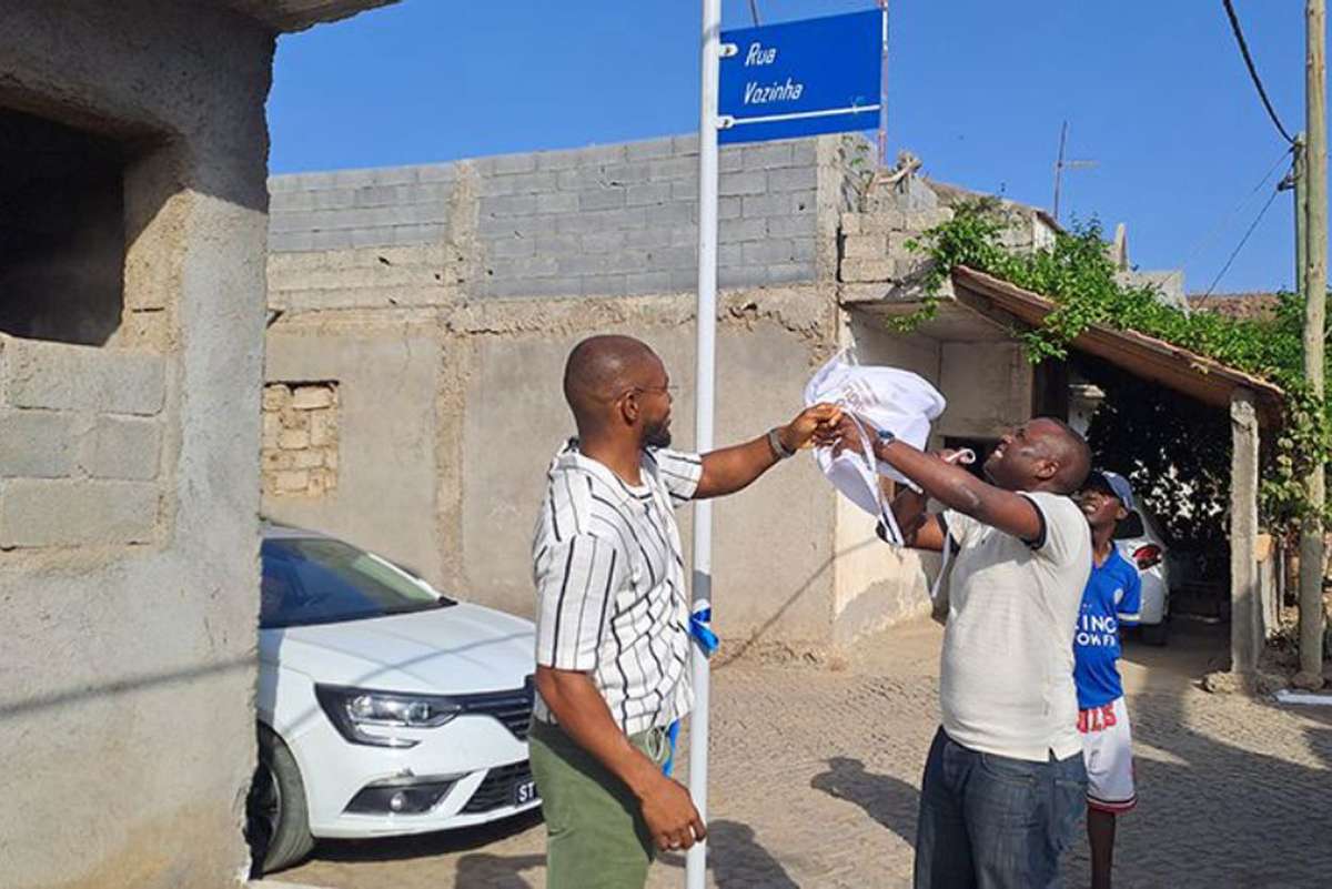 Mondial 2026. Une commune cap-verdienne inaugure les rues Vozinha et ...