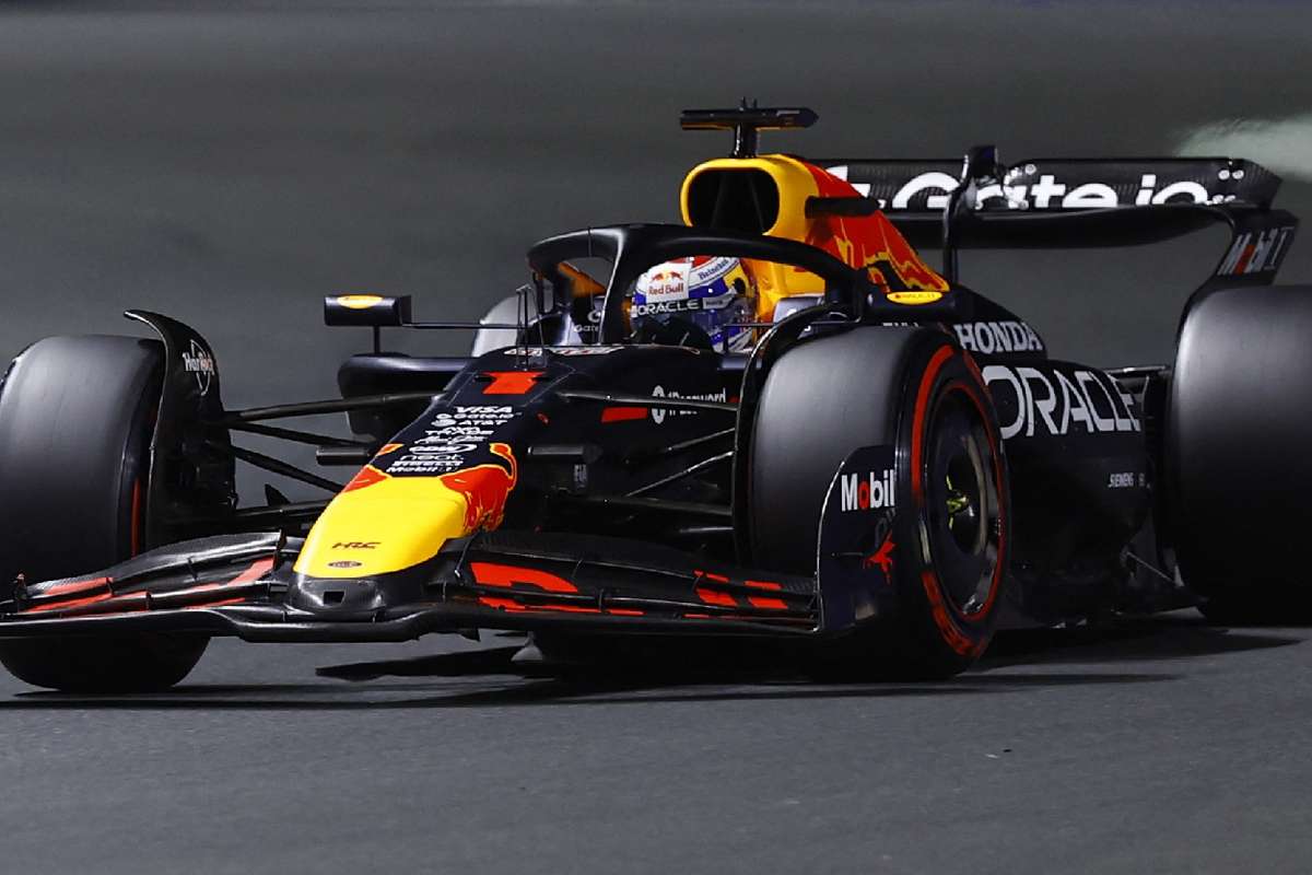 Formula 1: Imperious Max Verstappen edges Oscar Piastri to pole in ...