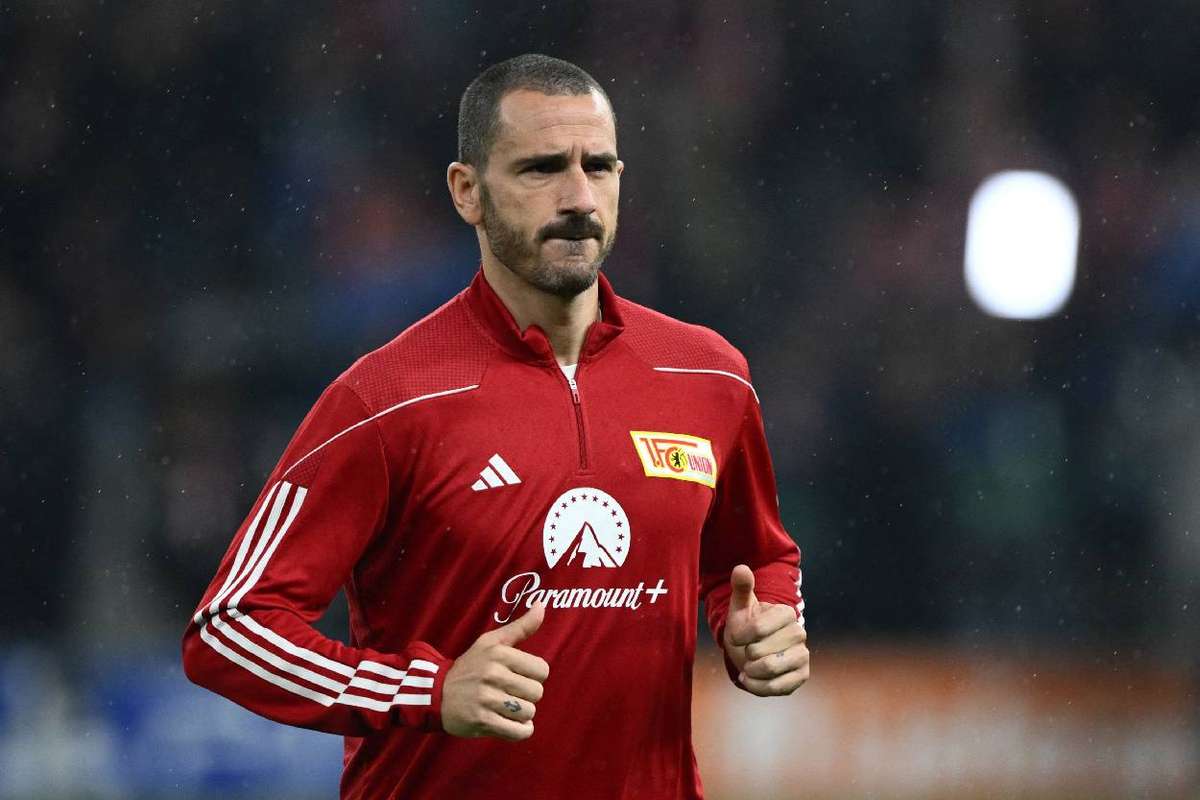 Leonardo Bonucci joins Fenerbahce until end of season after leaving ...