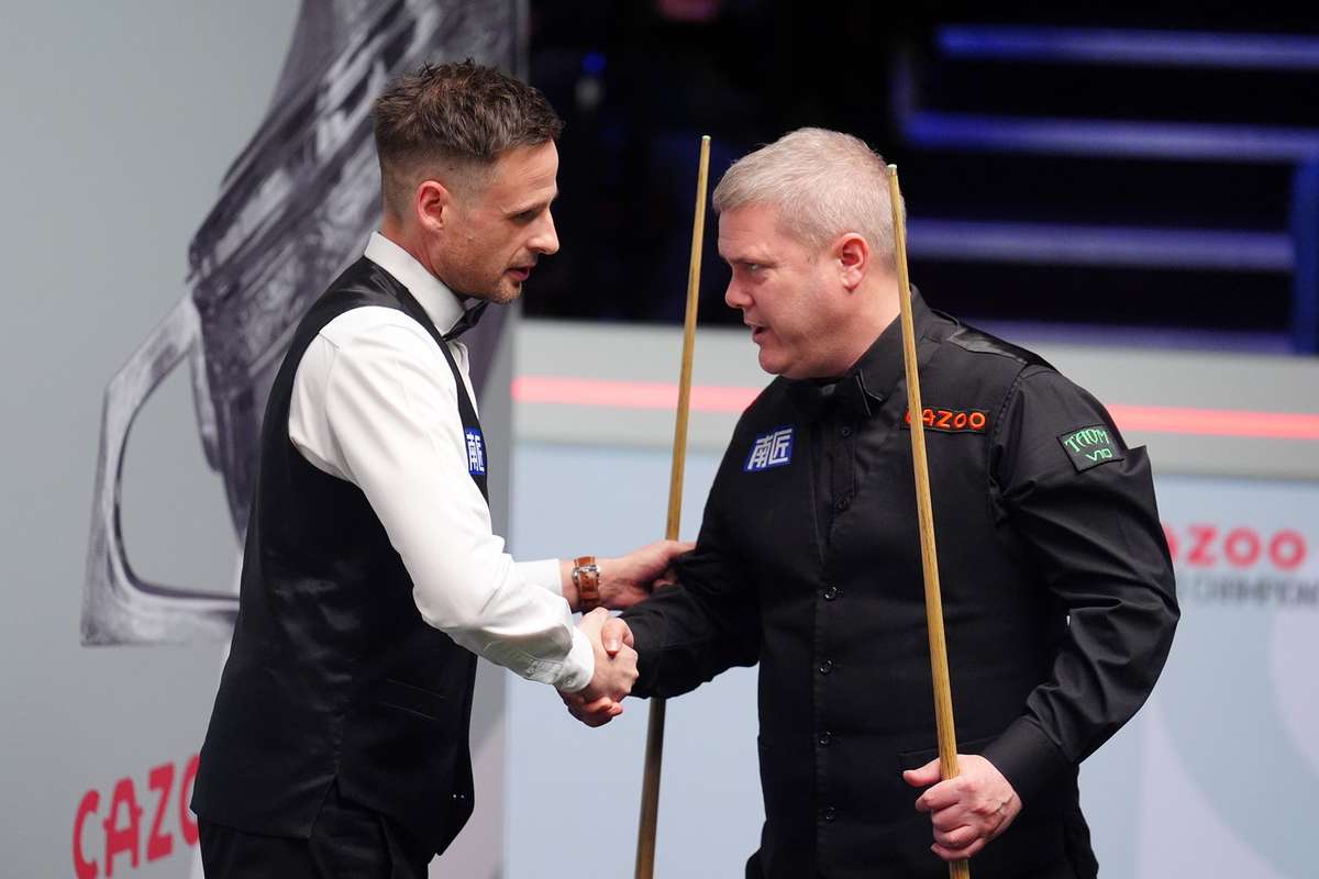 Snooker: Segunda ronda do Mundial no The Crucible em andamento, com ...