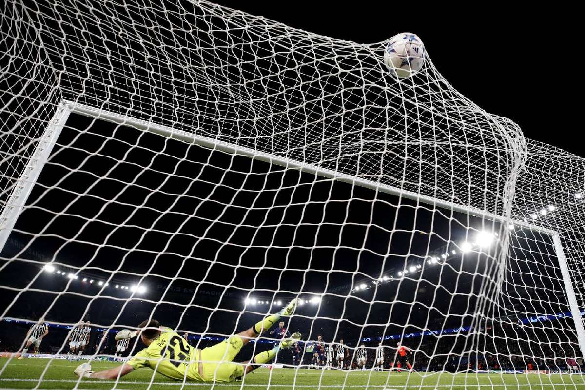 VAR official from PSG's controversial draw with Newcastle stood down ...