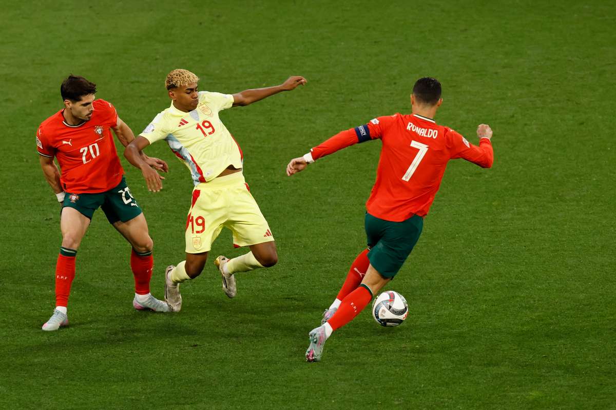 Portugalia o învinge pe Spania la penalty-uri și este prima națională ...