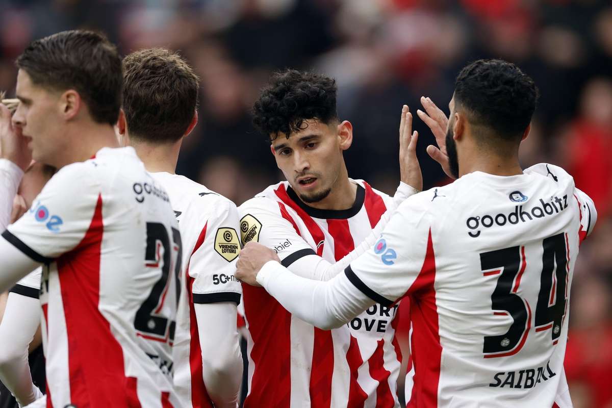 In-form PSV cap off fine week with routine win over FC Volendam ...