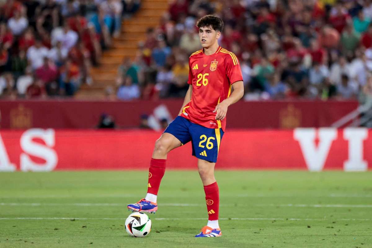 Barcelona defender Pau Cubarsi left out of Spain's Euro 2024 squad ...