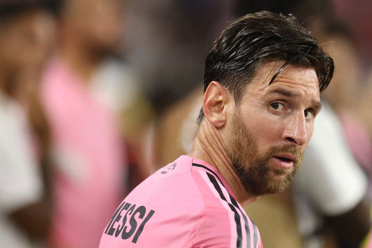 Messi reencontra o FC Porto, a equipa contra a qual assinou a sua ...