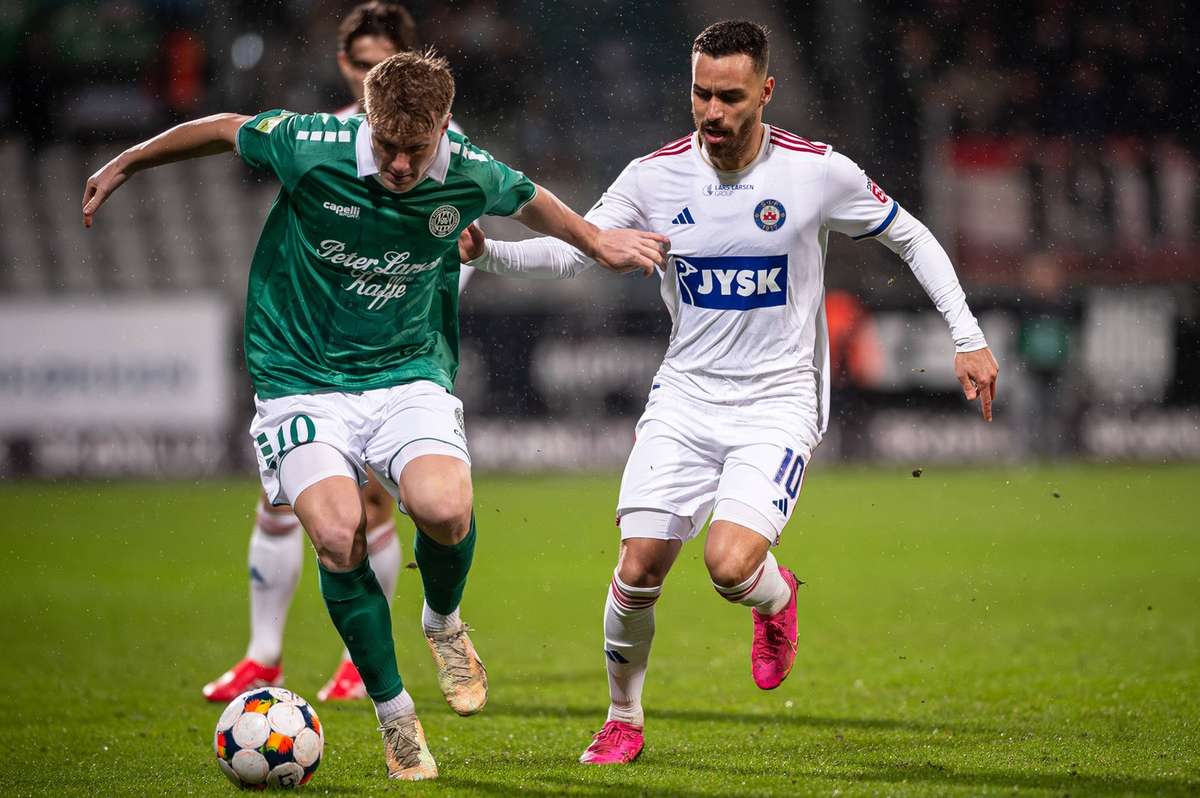 Oficial: Isak Jensen, jovem promessa dinamarquesa, reforça o AZ Alkmaar ...