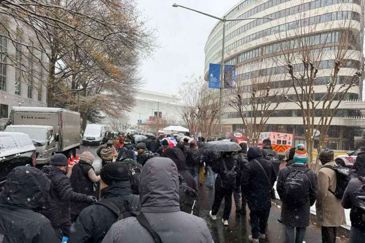Washington se před losem MS probudil do zasněženého rána. Přítomen bude ...