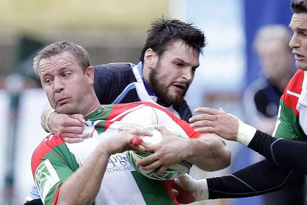L'ancien All Black Campbell Johnstone révèle son homosexualité ...
