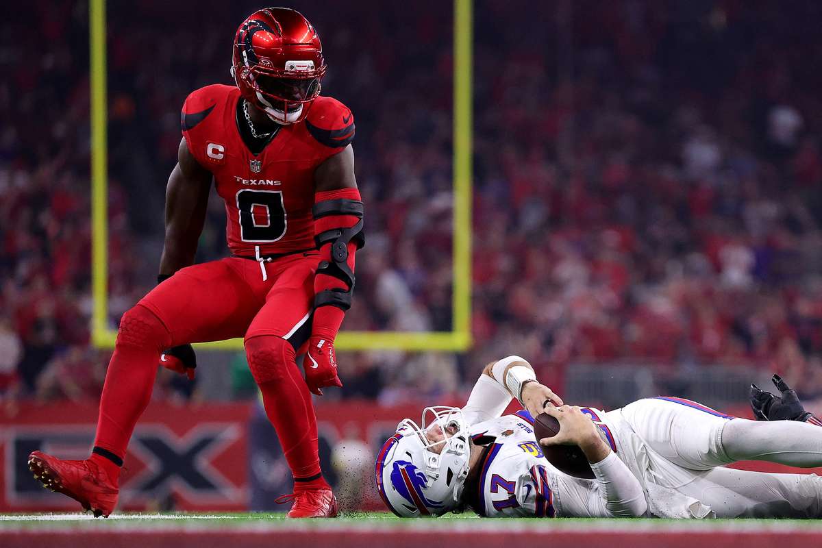 NFL: Allen sacked eight times as Texans battle past Bills in Houston | Flashscore.ca
