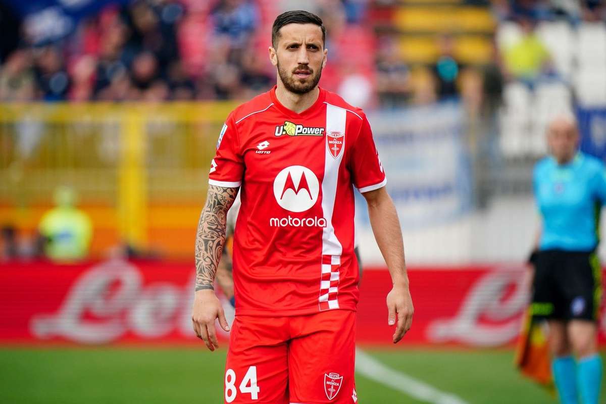 Patrick Ciurria, avançado do Monza, operado ao menisco | Flashscore.pt