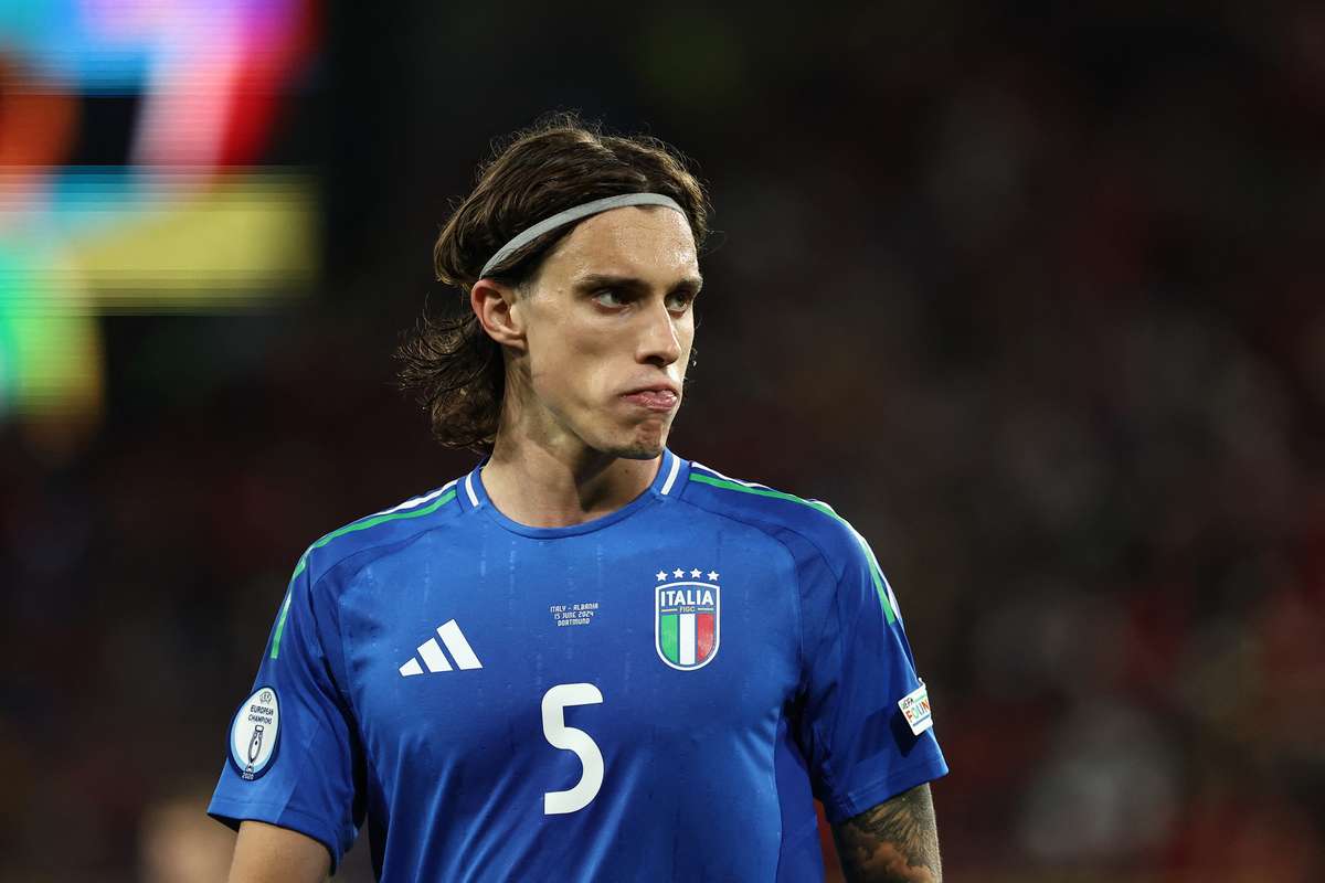 Liverpool approach Bologna to register interest in Calafiori ...