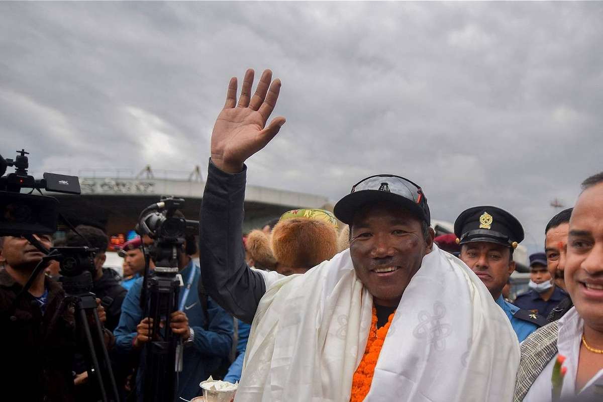 Kami Rita sube el Everest por 30ª vez y deja atrás su propio récord ...