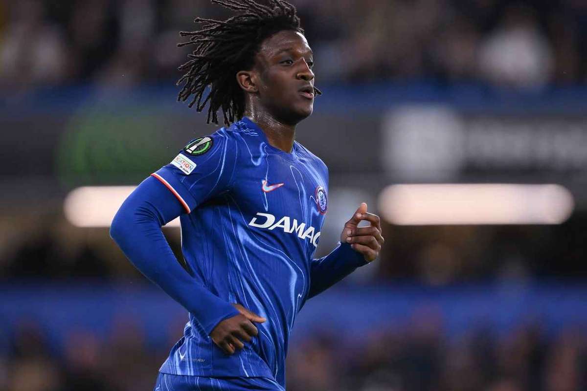 Ex-Chelsea midfielder Sidwell: I coached Mheuka; he's destined for big ...