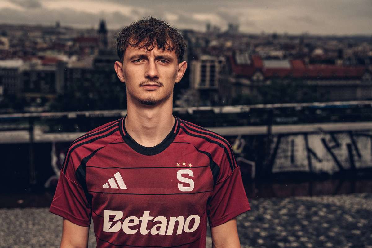 Chance Liga: Hollého skvelé výkony v Jablonci ocenila Sparta. Slovák ...